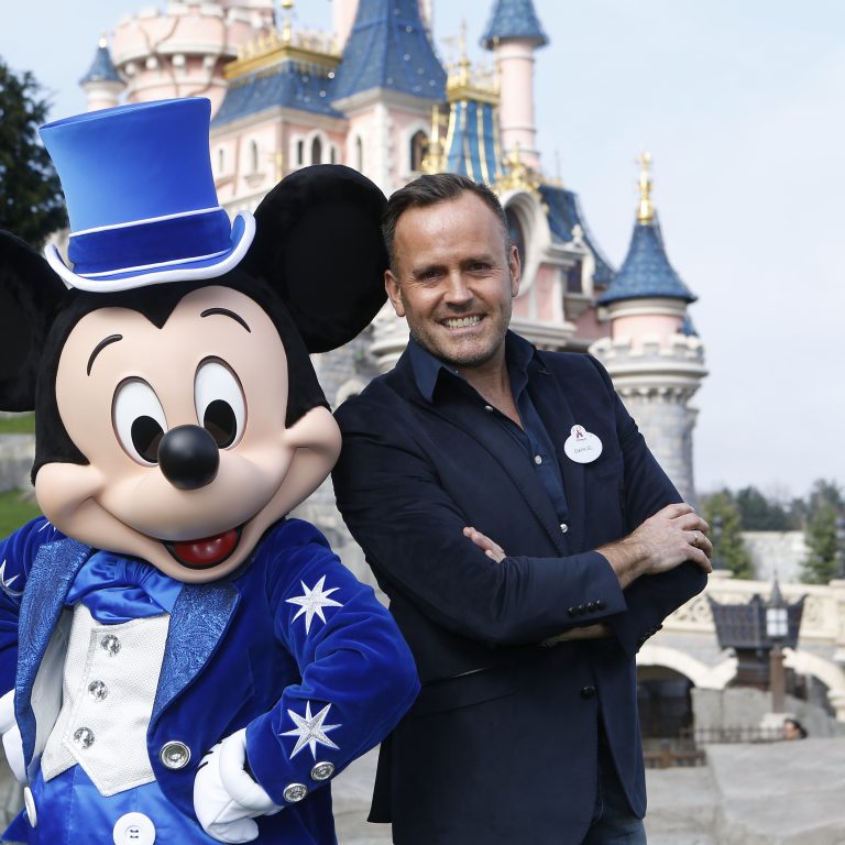 Christmas at Disneyland Paris: A walk down Memory Lane [#2] Let's share ...