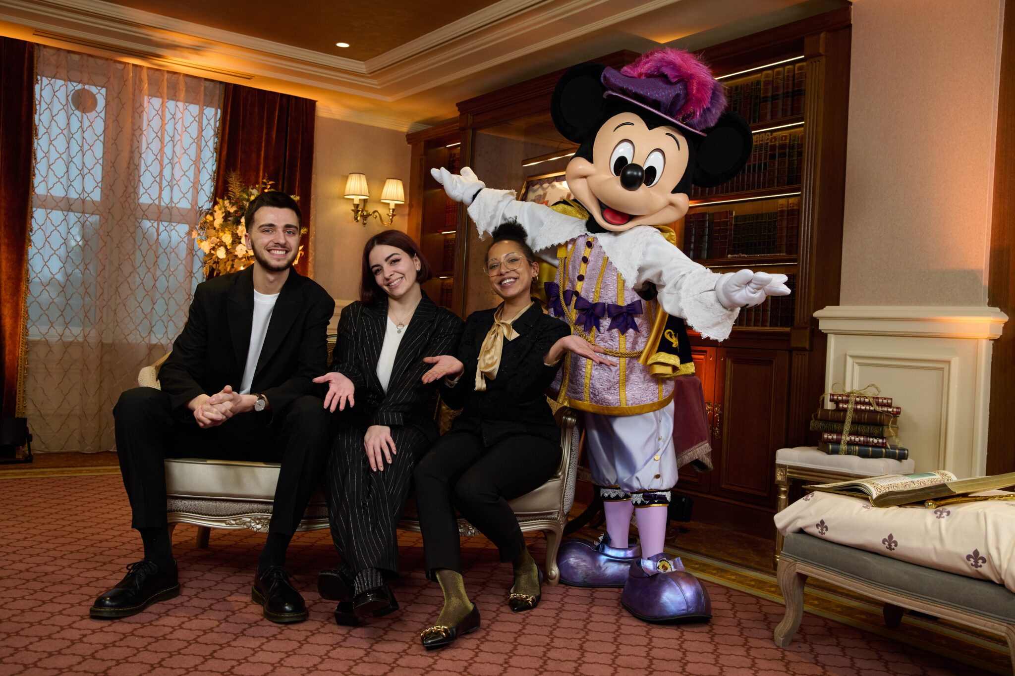 Cast Reporters Take Part in Disneyland Hotel Dedication Weekend ...