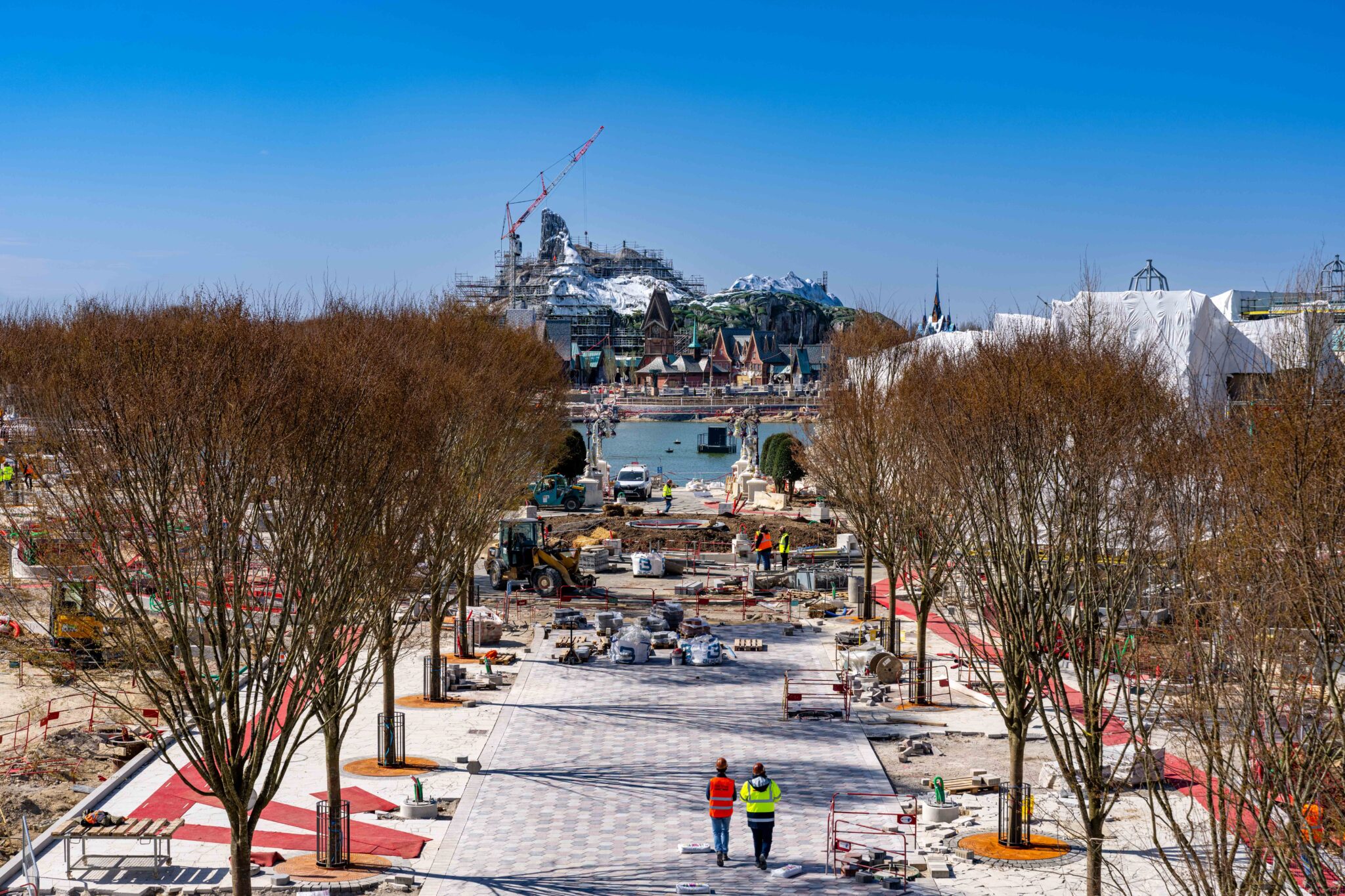 Transformatie Disneyland Paris: World of Frozen opent in 2026 ...
